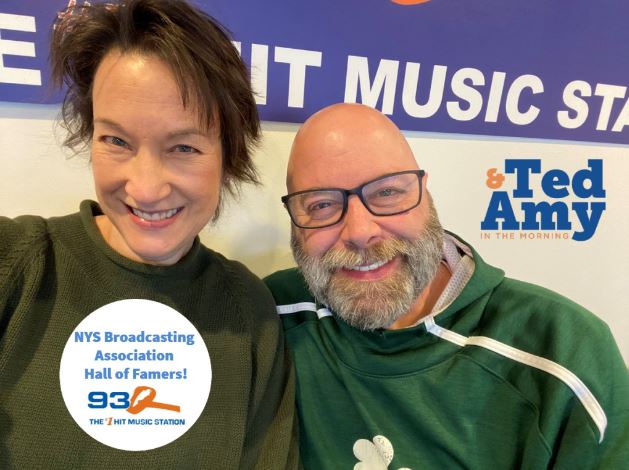 WNTQ (93Q)/Syracuse Names Amy Robbins Morning Show Exec. Producer